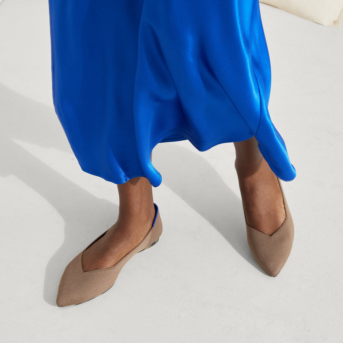 Comfortable Pointed Toe Flat in Portobello | Rothy's