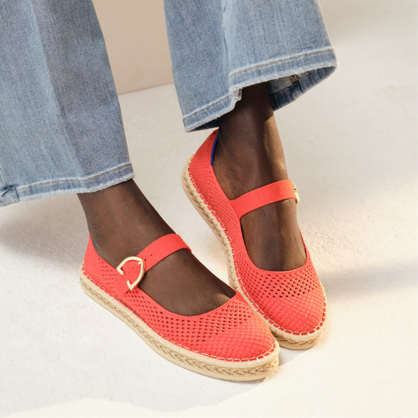 The Max Square Mary Jane in Black Sand | Rothy's