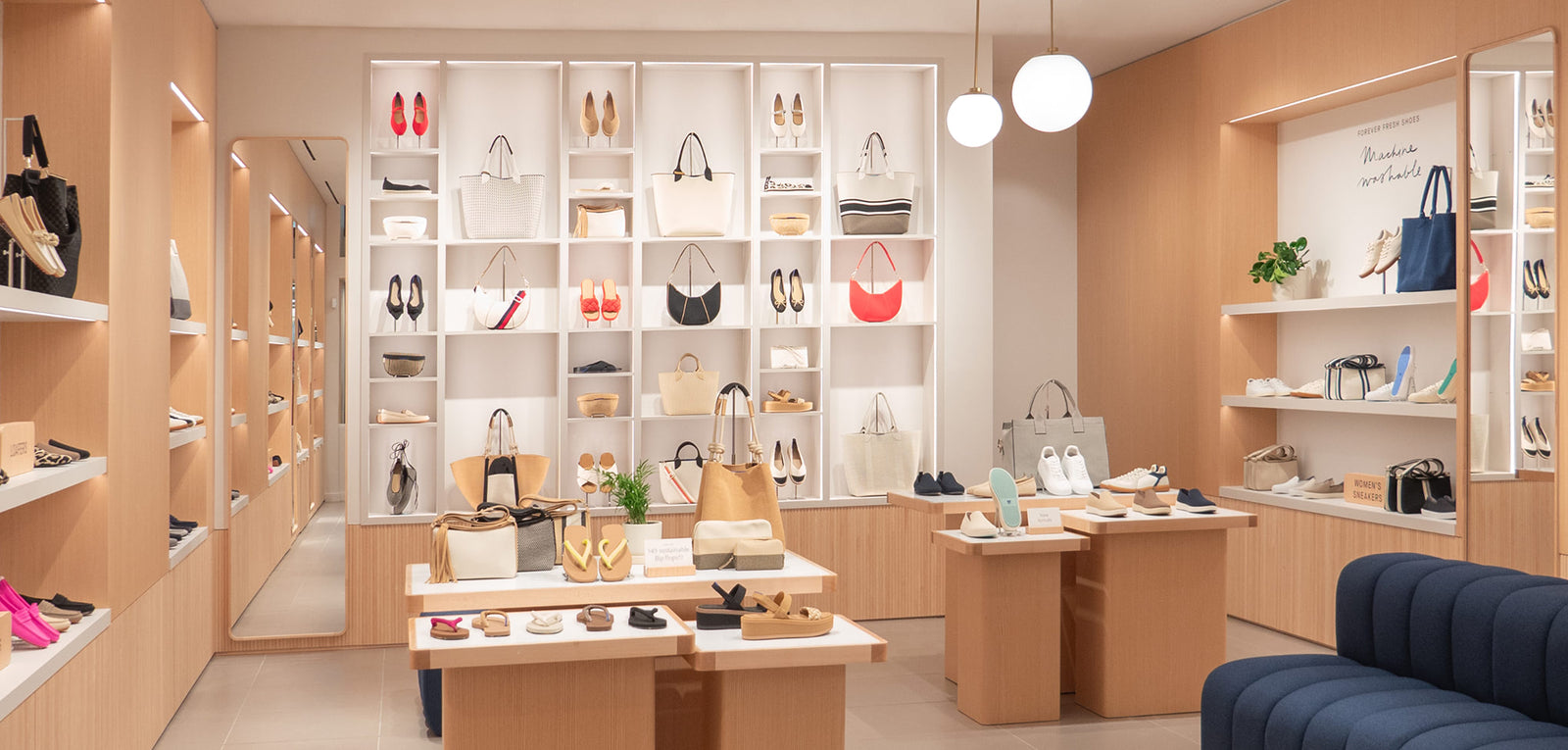 Roseville, CA | Galleria at Roseville Store | Rothy's