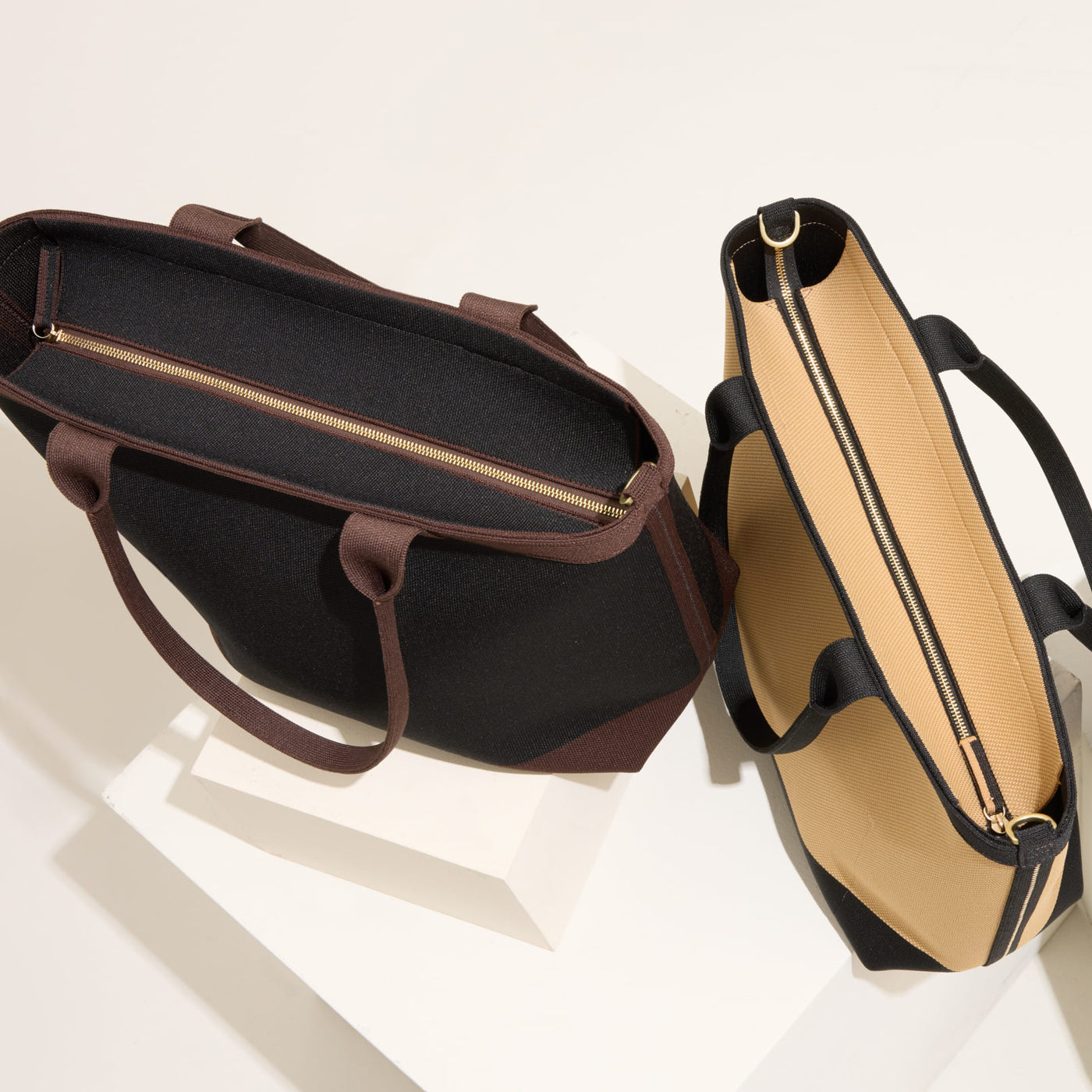 The Lightweight Zipper Tote in Shortbread | Rothy's