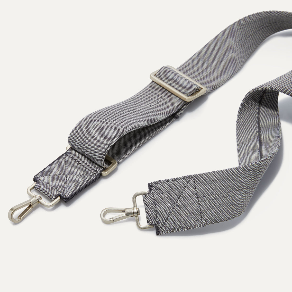 The Weekender in Hazelnut | Travel Bags | Rothy's